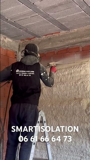 Isolation intérieur des murs par mousse polyuréthane projetée : isolation thermique mur villa Maroc