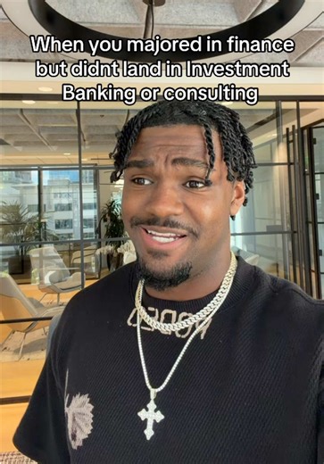 Navigating Career Paths in Investment Banking