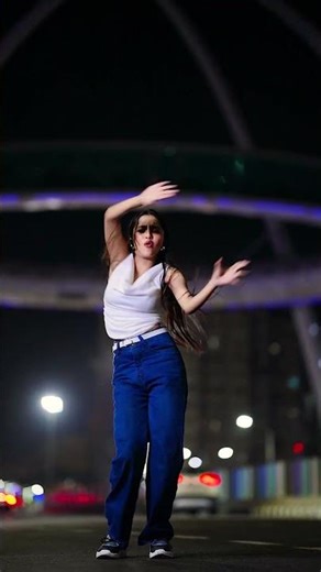 Sham Hai Dhuan Dhuan | New Bhojpuri Song 2025 #sdmandal #dhritisha #trendingdance #vairalvideo