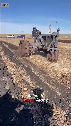 This Tiny Tractor Changed American Farming Forever #OldTractors #FarmHistory #Agriculture #USA