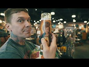 Shinedown - Takes Over The Mall