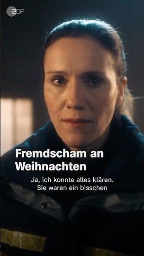 The ground beneath me, please swallow me up! – An almost perfect Christmas present | ZDF #christm...