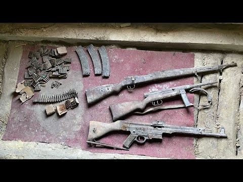 WWII WEAPONS CACHE FOUND UNDER THE FLOOR / WW2 METAL DETECTING