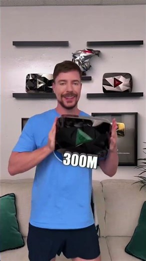 play button ✅#mrbeast #viral #playbutton #yotuber #youtube #100k #1m #100millon #200million #top10