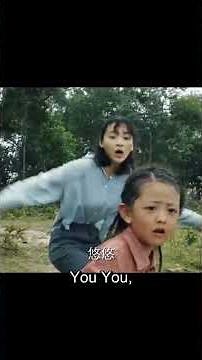 👧🦈A little girl was pushed toward the big shark by another person | Land Shark | YOUKU MONSTER MOVIE