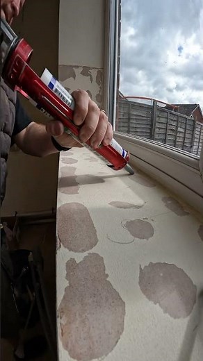 Window board installation always made easy with the angle finder #carpentry #woodworking #woodwork