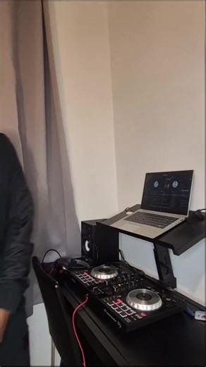 Understanding BPM: Essential Tips for DJs