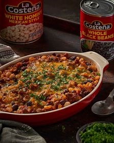 Make a delicious Beef and Hominy Casserole with La Costeña Hominy and Whole Black Beans! Don't forget to like, share, and subscribe for more delicious recipes!❤️ 👉 Get the full recipe here: https://ow.ly/RfLu50SGlzC 👉 Buy La Costeña Beans: https://lets.shop/215B/beans/ #SomosUno #LaCosteña #MexicanCuisine | La Costeña's Mexico Rico