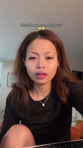 Squatting Challenges: Overcoming Gym Struggles