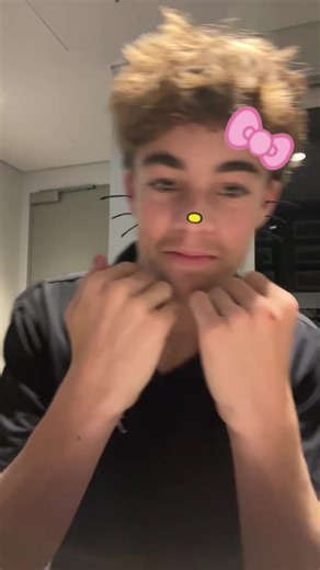 #kellypool #famous #viral