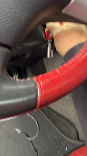 Built to perform in the harshest environments, the M18™ HOTSHOT™ Jump Starter operates in temperatures ranging from –4°F to 122°F, delivering true all-weather performance. Featuring spark-proof protection, reverse polarity protection, and overheat protection, this solution delivers safe, reliable performance. Capable of jump starting up to 8.1L gas and 3.0L diesel engines, the HOTSHOT™ Jump Starter delivers up to 2,000 peak amps and up to 70 jumpstarts on a single M18™ XC5.0 battery. Providing u