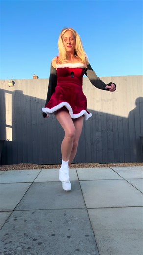 Master the Shuffle Dance with Sasha Lomas