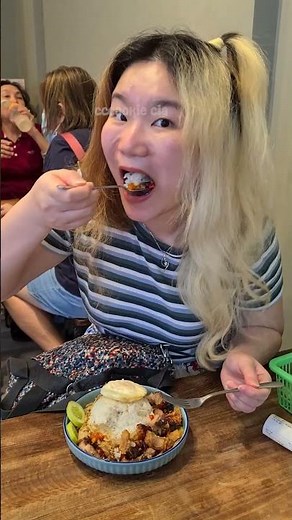 THE MOST DELICIOUS CHEAPEST ROASTED PORK IN GADING SERPONG, IT IS SAYING THE CRACKLING PARAMOUNT ...