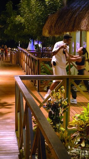 8.9K views · 177 reactions | EITA que jogou tudo na cara e sem medo! #DeFériasSalseiroVIP | Paramount+ | Facebook