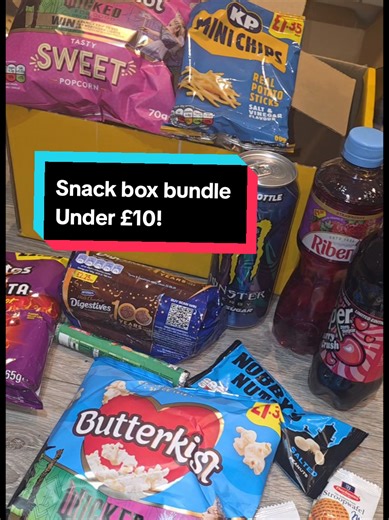 Snack box bundle bargain!! I've not seen a box filled as much and as cheap as this one! #snackbox #snacks #snackbreak #snacktime #snack