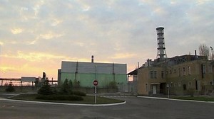 Russia abandons control of Chernobyl