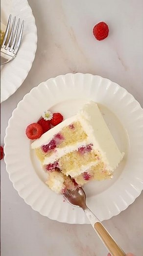 Lemon Raspberry Cake