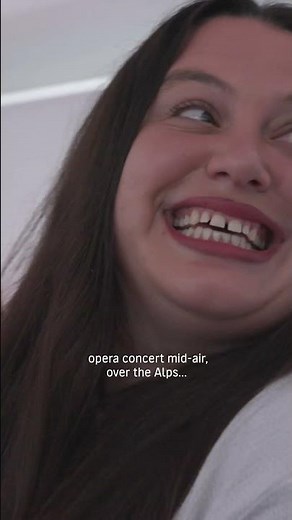 Volotea - Surprise Opera concert in the sky. An unforgettable journey!