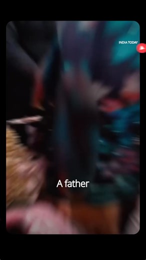 UP father fulfils vow by donating coins equal to newborn son’s weight, names him after late brother. More detais in the video #UP #Father #Son #IndiaTodayReels | India Today