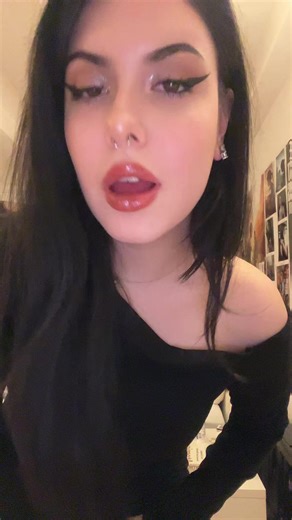 saw swan lake in this fit #blackswan #natalieportman #swanlake #milakunis