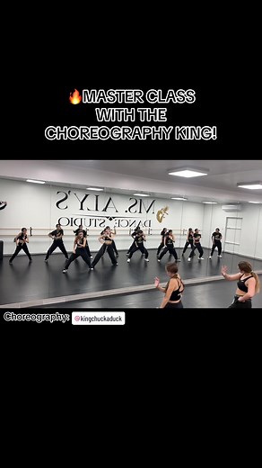 Thank you @kingchuckaduck for an amazing master class!!! We had an incredible time & can’t wait to see you soon😉!! #dancersoftiktok #choreography #fyp #dancelife