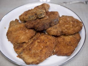 Learn the Farmhouse Rules for Making Fried Pork Chops