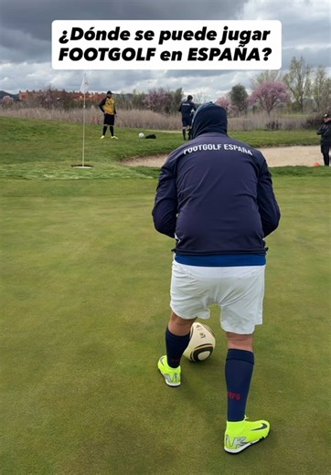 Estos son los campos donde se puede jugar al #FootGolf en #España 🇪🇸 👇 📍 GALICIA • Golf Torre de Hércules (A Coruña) • As Faias (Pontevedra) • Golf Ría de Vigo (Pontevedra) • Iberik Balneario Guitiriz Golf (Lugo) • Iberik Augas Santas (Lugo) • P&P Ourense • El Pilar Sarria (Lugo) 📍 EUSKADI • Uraburu Golf (Bilbao) • Izki Golf Vitoria (Álava) 📍 NAVARRA • Lizaso Golf (Pamplona) 📍 ARAGÓN • Gambito Golf (Calatayud) 📍 CATALUÑA • La Garriga Golf (Barcelona) • La Roca Golf (Barcelona) 📍 CASTILL