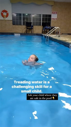 This weekend ask your child where they are safe in the pool?! Answer—- Ledge, steps & in back float! Treading is only good for so long! What does a child do when they get tired? Consider Our Course in Bio!👇 Use Coupon Code SUMMER . . . . . #watersafety #prepare2swim #survivalswimming #survivalswim #swimlessons #teachyourchildtoswim #learntoswim #swimsafety | Michael Godleski