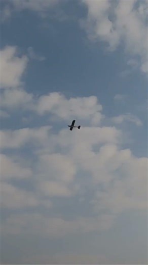 Tiny trainer from flitetest is a joy to fly! #flitetest #rcplane #rcplanes #rcplanecrash #rc #stunt