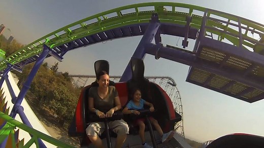 Do you do Spinning Coasters? Yes or No? How about this one themed to "The Joker" at Six Flags Mexico? | Theme Park Review