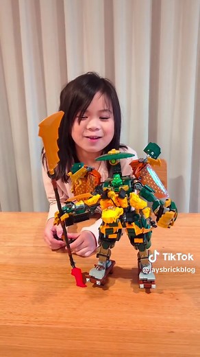 Did you know some LEGO sets have a multiplayer build together mode? Great if you have kids or want to share a build. It's available in the LEGO Builder App and works with compatible LEGO sets! #lego