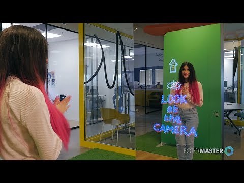 Mirror X Booth: 'Green Screen' Features