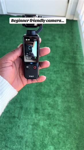 Affordable Vlogging Camera for Beginners