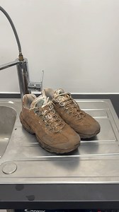 37K views · 5.6K reactions |  SOUND ON  Probably our most popular trainer in LABZ HQ this summer… with the drop on this colourway being so new we are getting box fresh results everytime!! Maintenance is key to stopping your trainers from aging  #soundon #asmr #sneakers | The Sneakerz Lab | Facebook