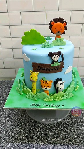 Hi this is jungle theme cake all animals are made with fondant / cake topper / fondant animal / fondant doll / fondant figurine . . . #fondant #fondantdoll #fondantfigurine #caketopper #fondantanimal #cake #cakes #cakeart #cakeartist #cakedesign #cakedecorating #birthdaycake #weddingcake #fondantflower #gumpaste #modellingchocolate | Antony Bidesh