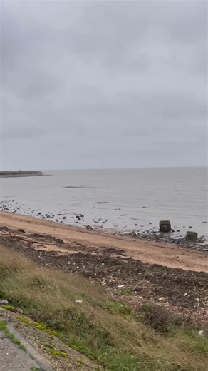 Amazon delivery van gets stuck on 'deadliest footpath in Britain'