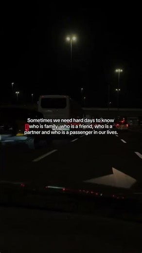 Hard Times Reveal Who’s Really In Your Life #australiamotivation #dailyinspiration #lifeadvice