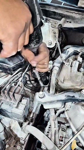 1K views | auto mechanic | Hack Ease | Facebook