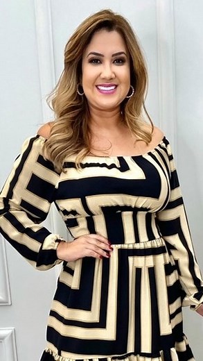 Nosso vestido curto com manga longa é um look ideal para essa estação! 💜🤩 Esfriou? Está um vento gelado? Coloca esse vestido e vá aonde quiser! ✨ • 129,90 | 40 ao 44/46 COMPRE AGORA 📲 19 99235-3519 #lookinspiração #look #moda #fashion #lookperfeito #mulher #lojasderoupasfemininas | Aline Peres Rouparia