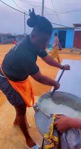 10K views · 397 reactions | Gautier cuisine toujours disponible pour vous. En plein actuellement avec mon placali,mon dos seigneur seul le travail pays | Gautier Cuisine | Facebook