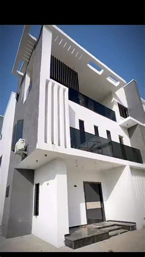 Ifeoma Gloria Nwobu on Instagram: "7 bedroom mansion A gym 2 kitchens 1 kitchennet 1 private cinema 1 private office 1 prayer room Bq Make shift studio 2 sitting rooms Fully automated (smart home) Built in 5 months From scratch to finish. Fully funded by multistream, including the land"