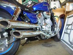 2003 Honda Magna (how 2 take out the Baffles)
