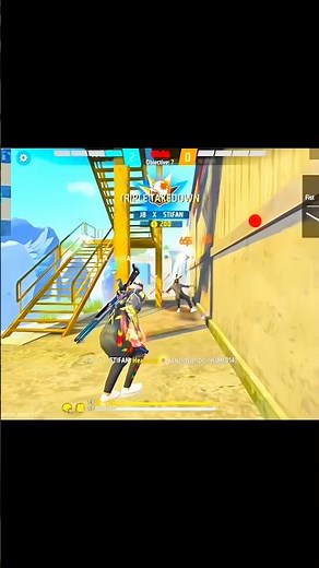 Solo vs Full Squad – 1v4 Free Fire Insane Gameplay