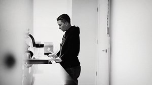 ⚠️ This is what the medical professionals who are promoting ‘gender affirming care’ don't want you to hear. Watch Dr. Grossman discuss the harms of medical transition in our latest #IdentityCrisis story: https://bit.ly/3SWkIPS | Independent Women