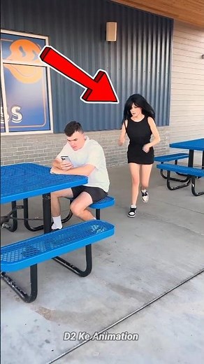 Walking Girl's Instant Outfit Change #shortvideo #youtubeshorts #shorts