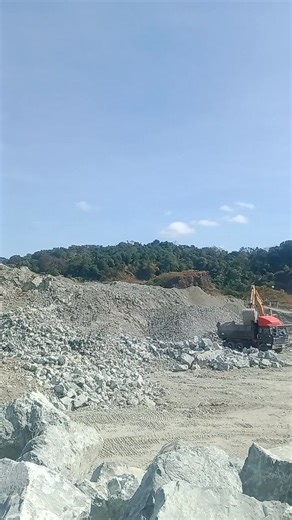 Keep going mga ka bucket #followersreels #operatorexcavator #avanti #operatorlife #follower | Nard 's Perocillo