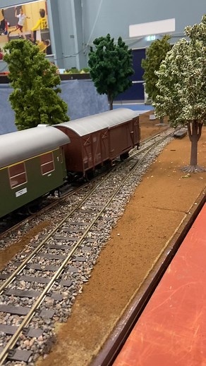 Lidt speciel træk. #hobbymesse #spur1 #modeltrains #modeltog | Togklubben1:32