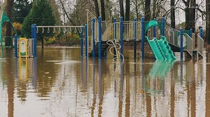 Company creates controversial 'Breaking Bad' Lego meth lab