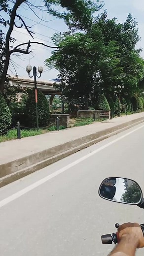 "ভ্রমণ শুধু গন্তব্যে পৌঁছানো নয়, প্রতিটি পথে খুঁজে পাওয়া নতুন এক জীবনকাহিনি। 🌍✈️" | BCS Study