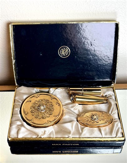 Vintage 1950s Max Factor Creme Puff Vanity Set With Original Box – Gold Tone Compact, Lipstick and Lighter – Hollywood Regency Glam - Etsy